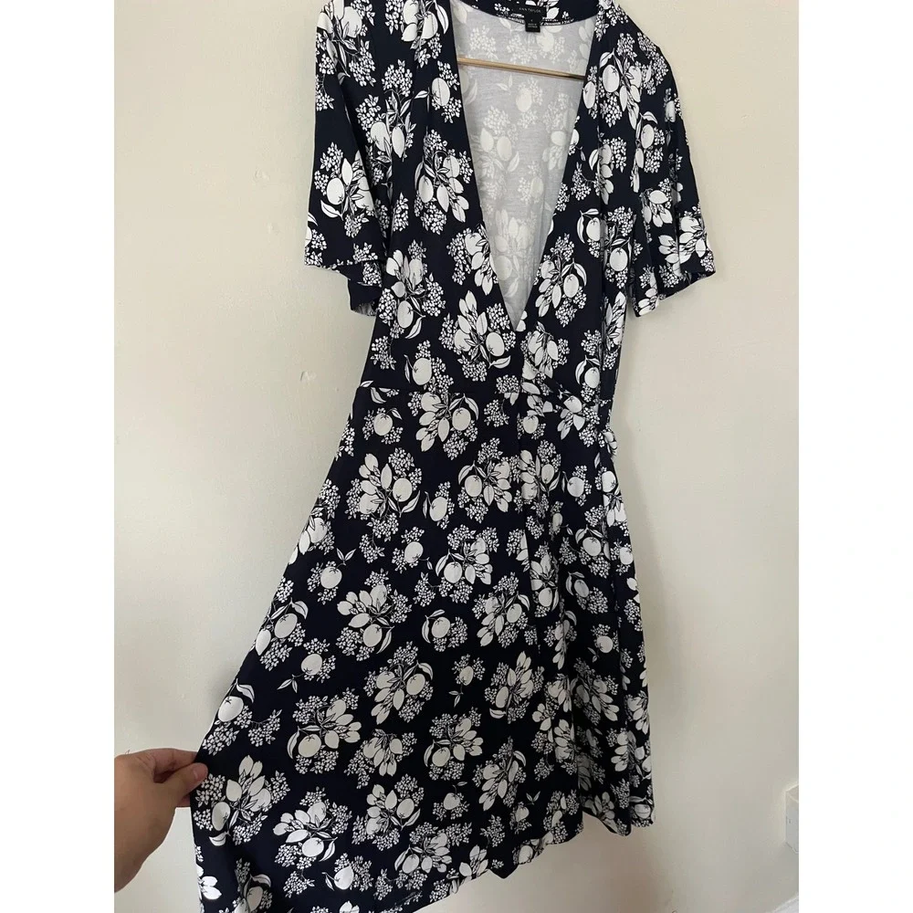 Ann Taylor | Dresses | Ann Taylor Navy Blue White Floral Lemon Print ...